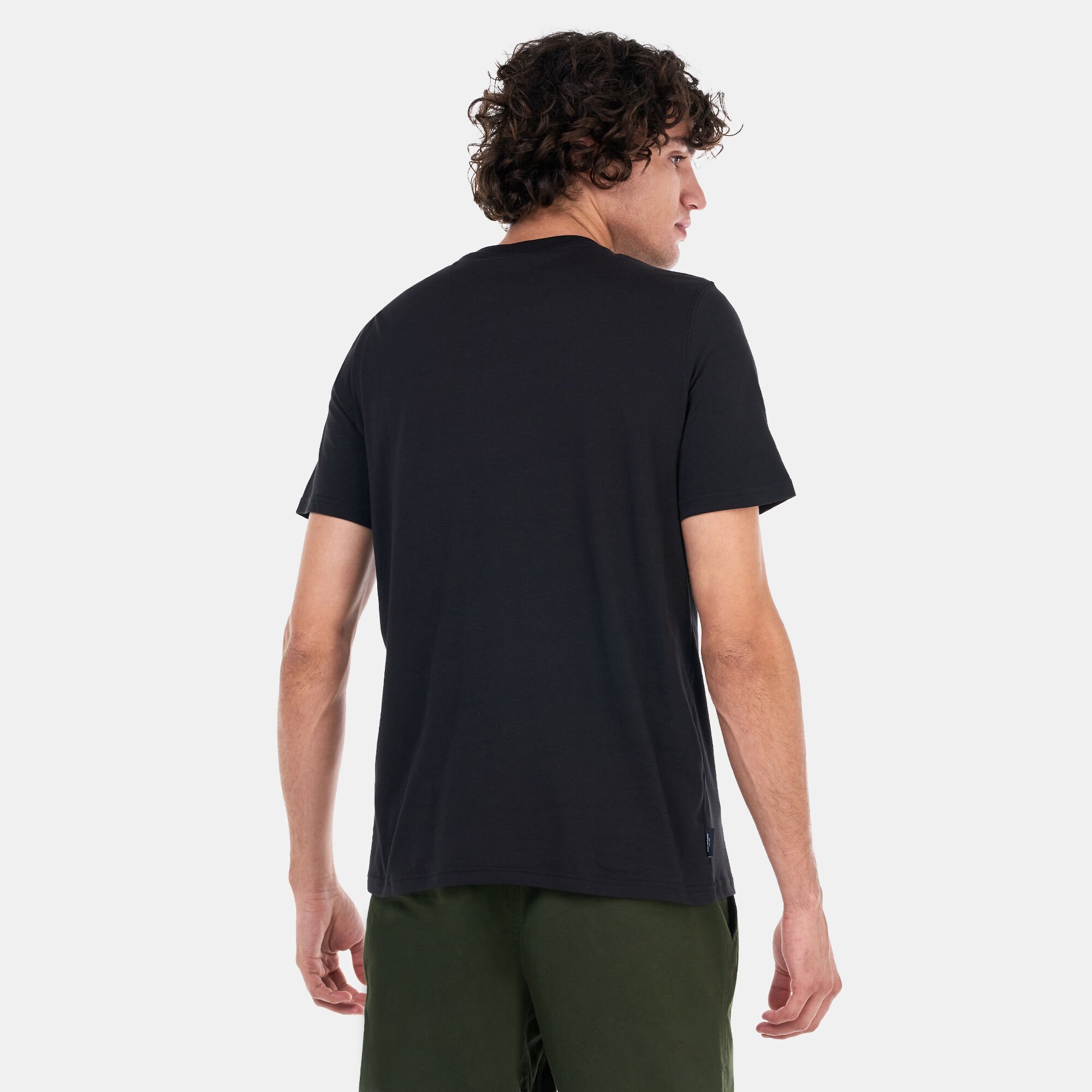 Camiseta Gráfica Cerberus para Hombre – Estilo Único y Diseño Moderno ...